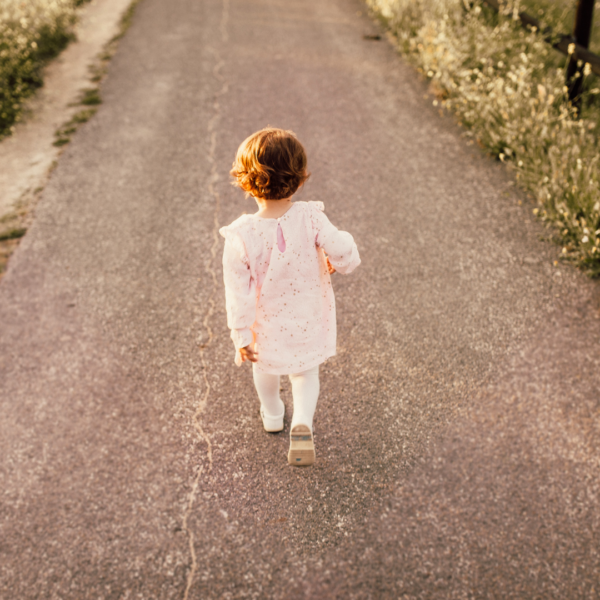 113 Cute Simple Girl Names (Classic, Pretty, Sweet) - Pribbles